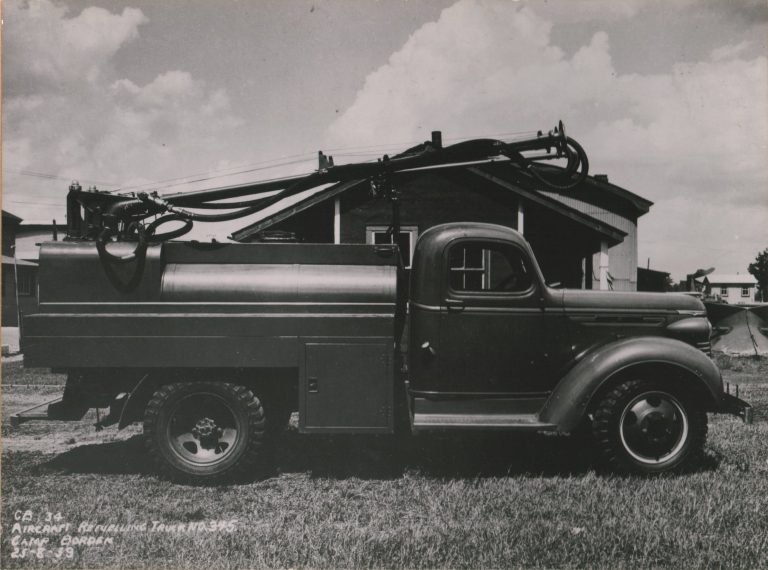 Trucks - RCAF.Info